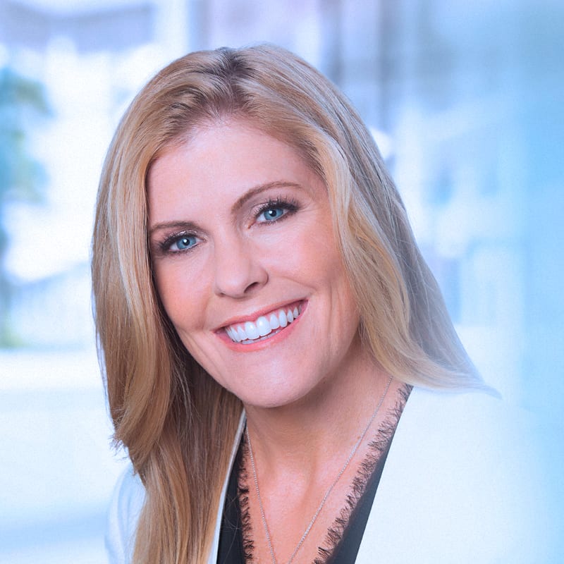 Lisa Stevens Biography | Aon